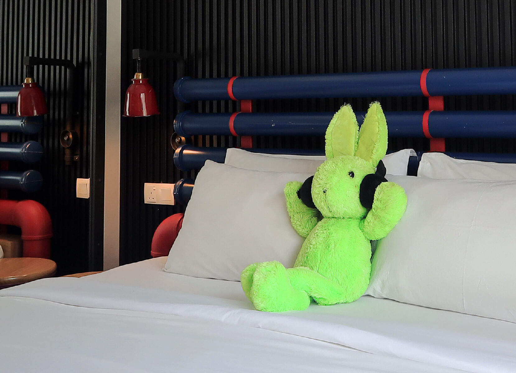 Studio King Pool View - Dash Box Hotel Cyberjaya